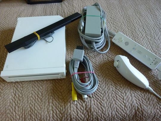 Nintendo Wii RVL-001 konzola (igrice posebno)