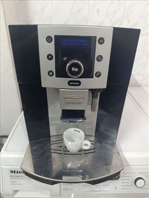 Delonghi kafe aparat