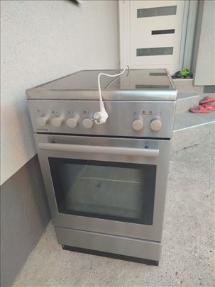 Prodajem elektricni sporet