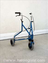 Invacare hodalica/rolator na 3 točka