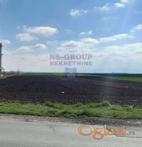 Na prodaju odlican plac u Curugu