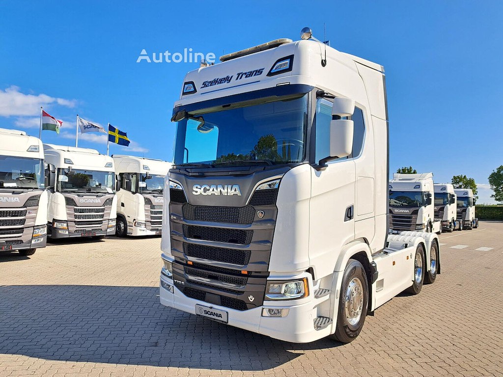Scania S 770 A6x4NB tegljač