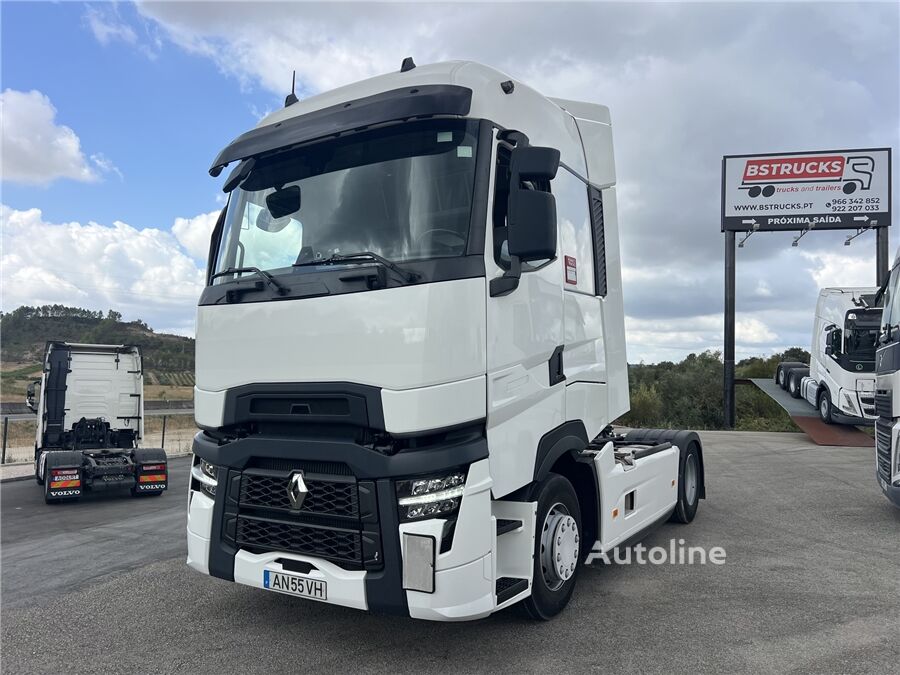 Renault T480 tegljač