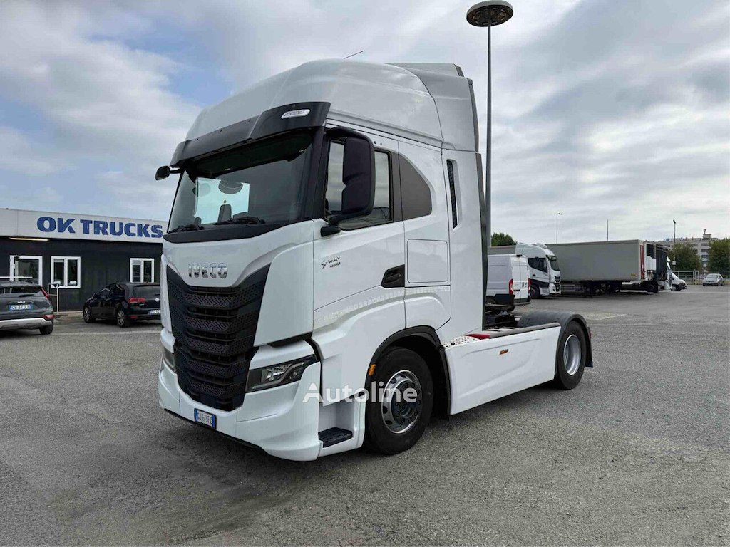 IVECO S-WAY AS440S49T/P tegljač