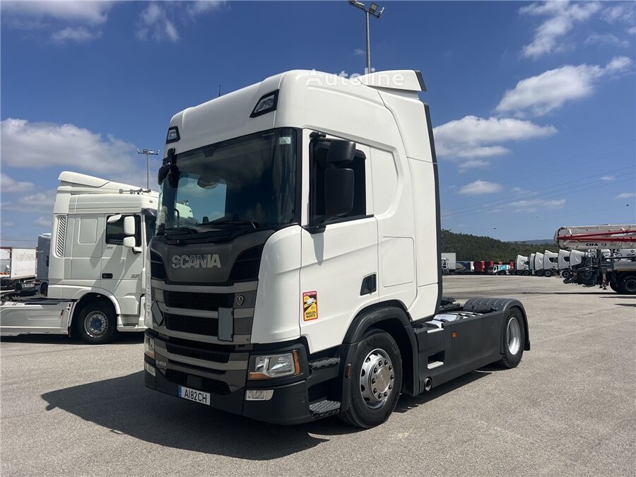 Scania R450 tegljač