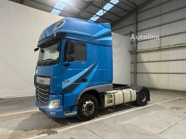 DAF XF 106.460 SUPERSPACECAB tegljač