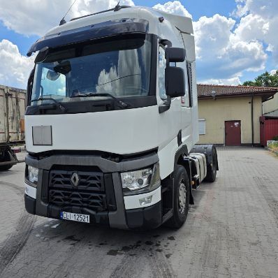 Renault T tegljač