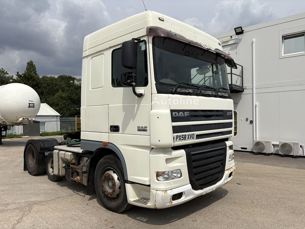 DAF XF105.460 tegljač