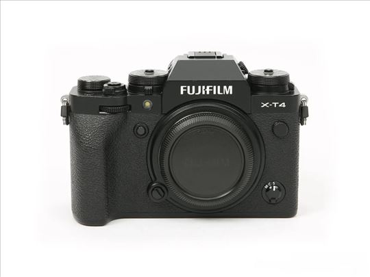 Fuji X-T4 telo (26.650 okidanja) + objektivi