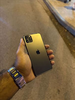 IPhone 11 Pro Max 256gb kao nov!