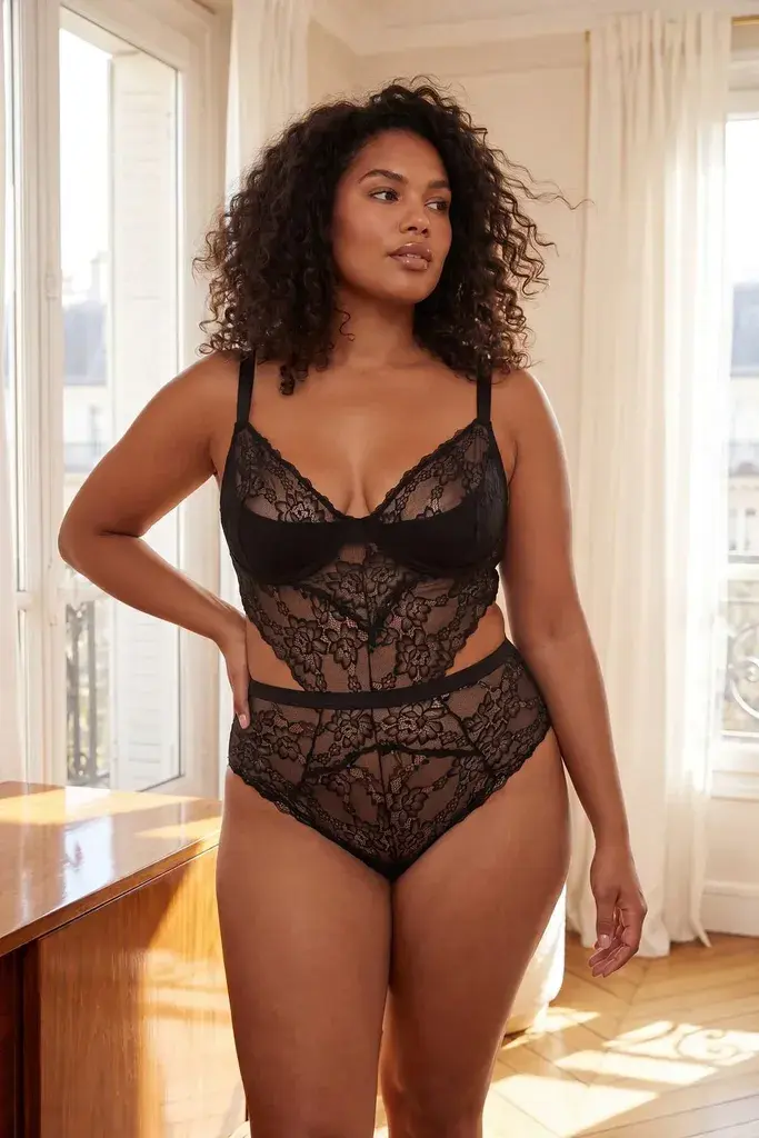Trendyol Curve Ženski bodi TBBSS26CS00002, Crni