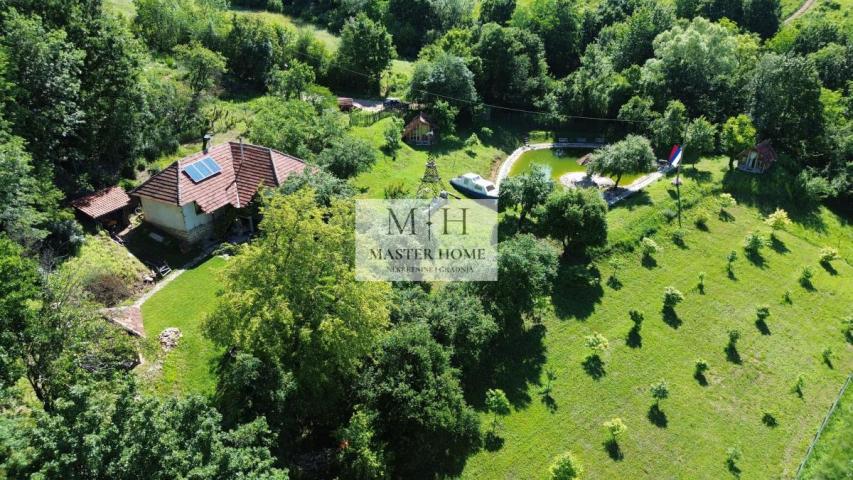 ETNO KOMPLEKS NA PRODAJU – 360+ REZERVACIJA PO SEZONI, JEZERO, BUNGALOVI I 3 IZVORA VODE