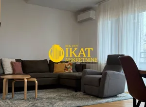 Prodaja Stan - Beograd, Vračar: Hram Svetog Save - Neimar - Čubura