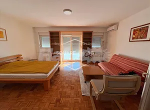 Izdavanje Stan - Beograd, Novi Beograd: Mladost