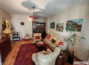 Prodaja Stan - Beograd, Rakovica: Labudovo brdo