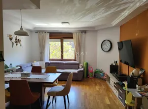 Prodaja Stan - Beograd, Zvezdara: Bulbulder - Slavujev Venac