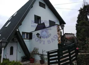 Prodaja Kuća - Novi Sad, Čardak - Glavica