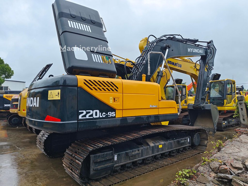 Hyundai R220LC-9S bager guseničar