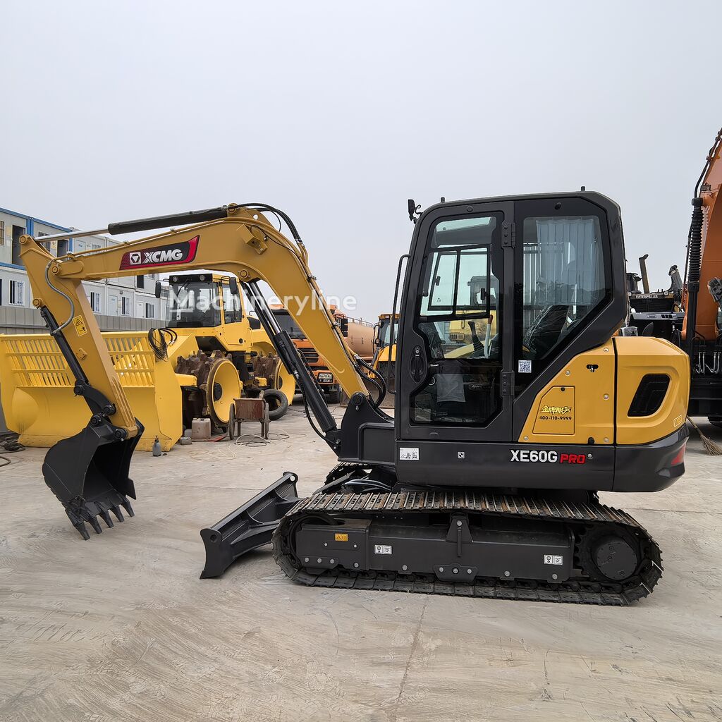 Novi XCMG XE60G PRO mini bager