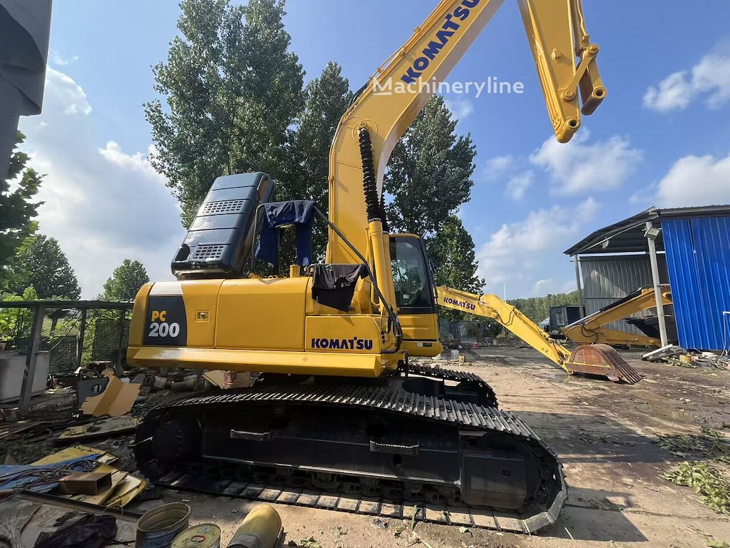 Komatsu PC210 bager guseničar
