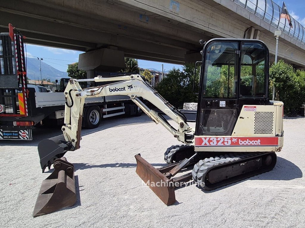 Bobcat X325 mini bager