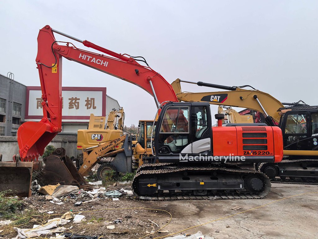 Hitachi ZX220-5G bager guseničar