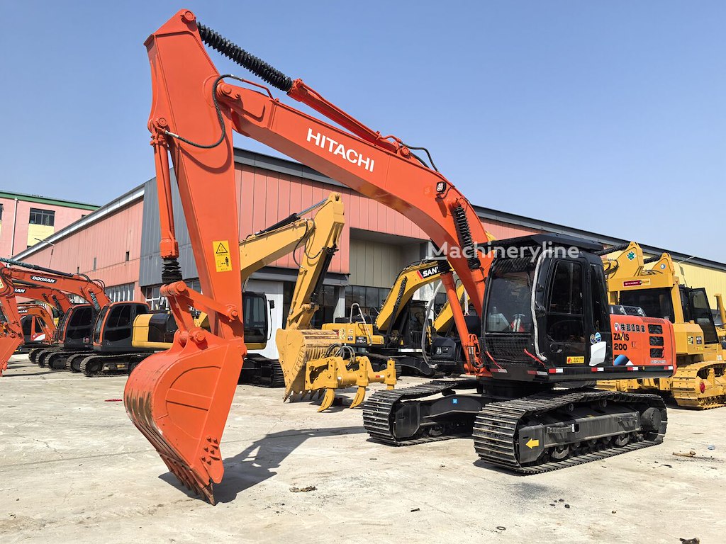 Hitachi ZX200-6 bager guseničar