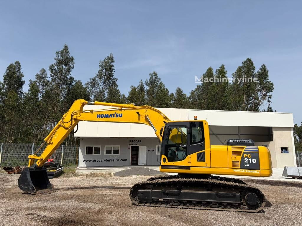 Komatsu PC 210-8 bager guseničar