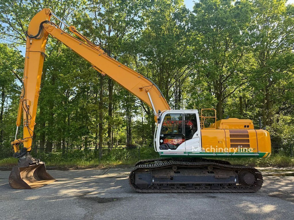 Hitachi ZX 300 LC-6 bager sa dugom strelom