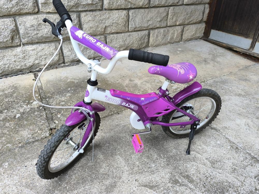 Bicikl dečiji 16 sa nogicom i pomoćnim točkićima