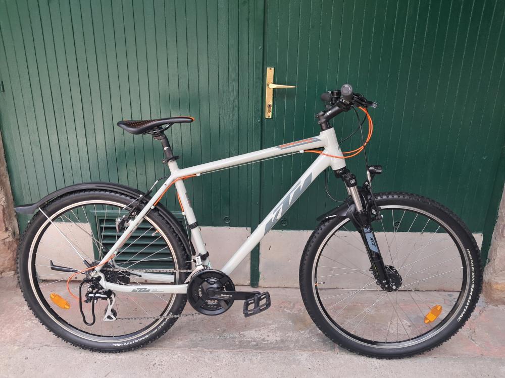 KTM Chicago (Size-L) 27.5 3x8 2025 Kao novo