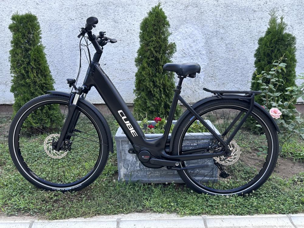 Cube Touring Race 1X11 Cues Smart 625Wh M-SIZE NOV