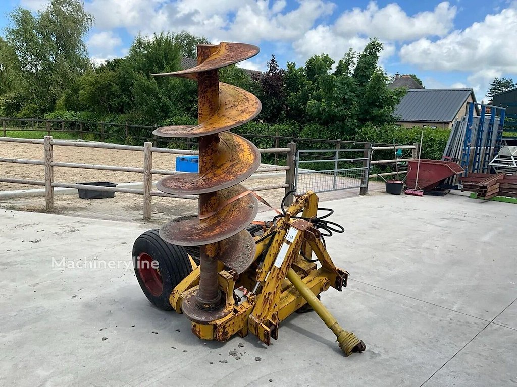 Hemos trenchfiller slotfiller for filling slots made by trecher rovokopač