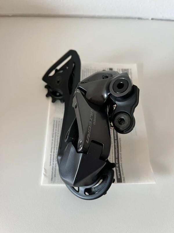 Shimano Ultegra Di2 - Zadnji menjac