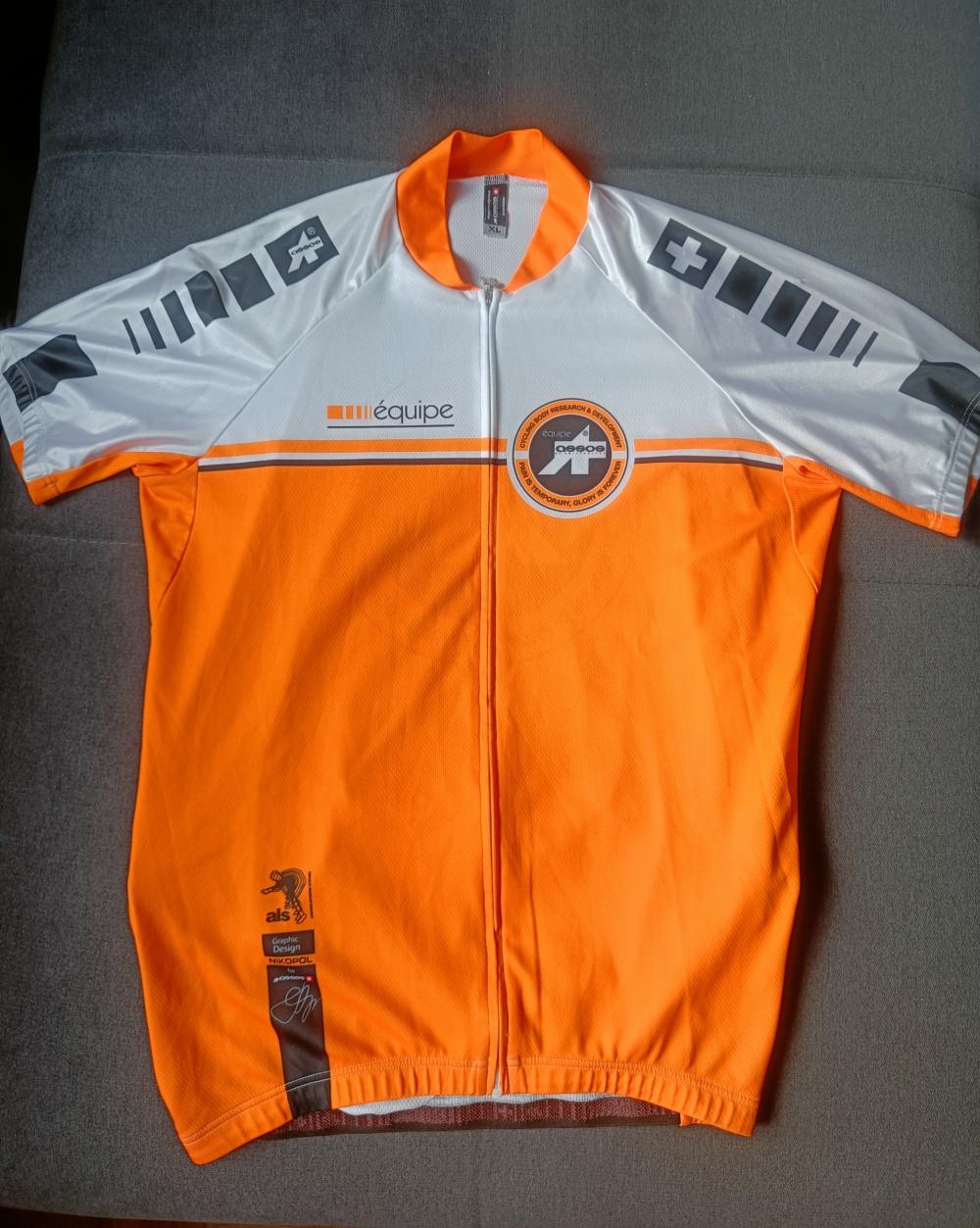 Assos dres XL