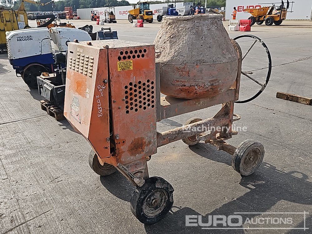 Prodaje se Belle PM20 betonsku mešalicu na aukciji