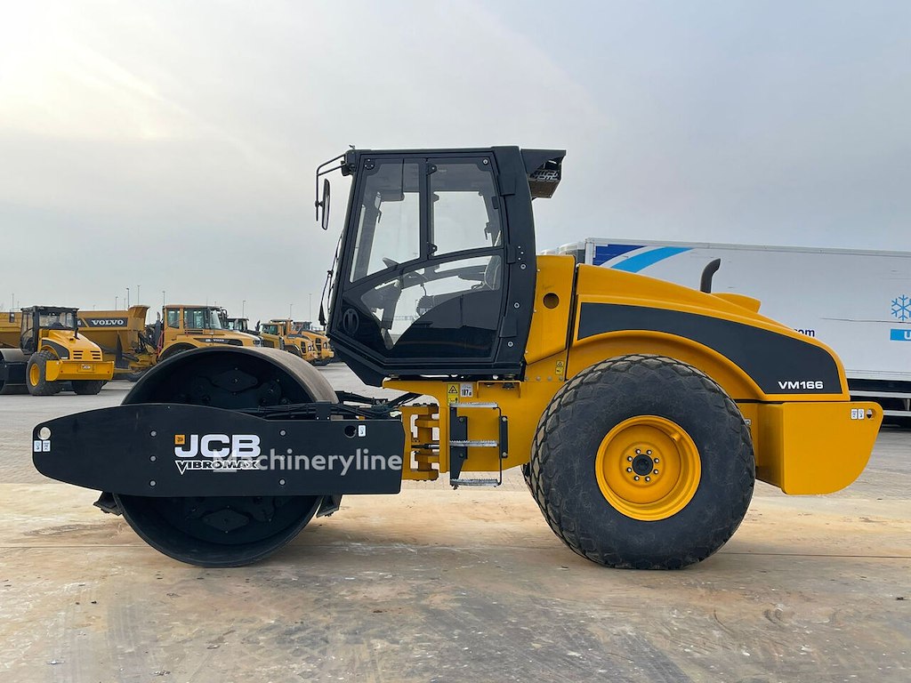 Novi JCB VM166D (15.5t) kompaktor s jednim valjkom