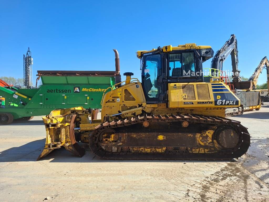 Komatsu D61PXi-24 buldožer