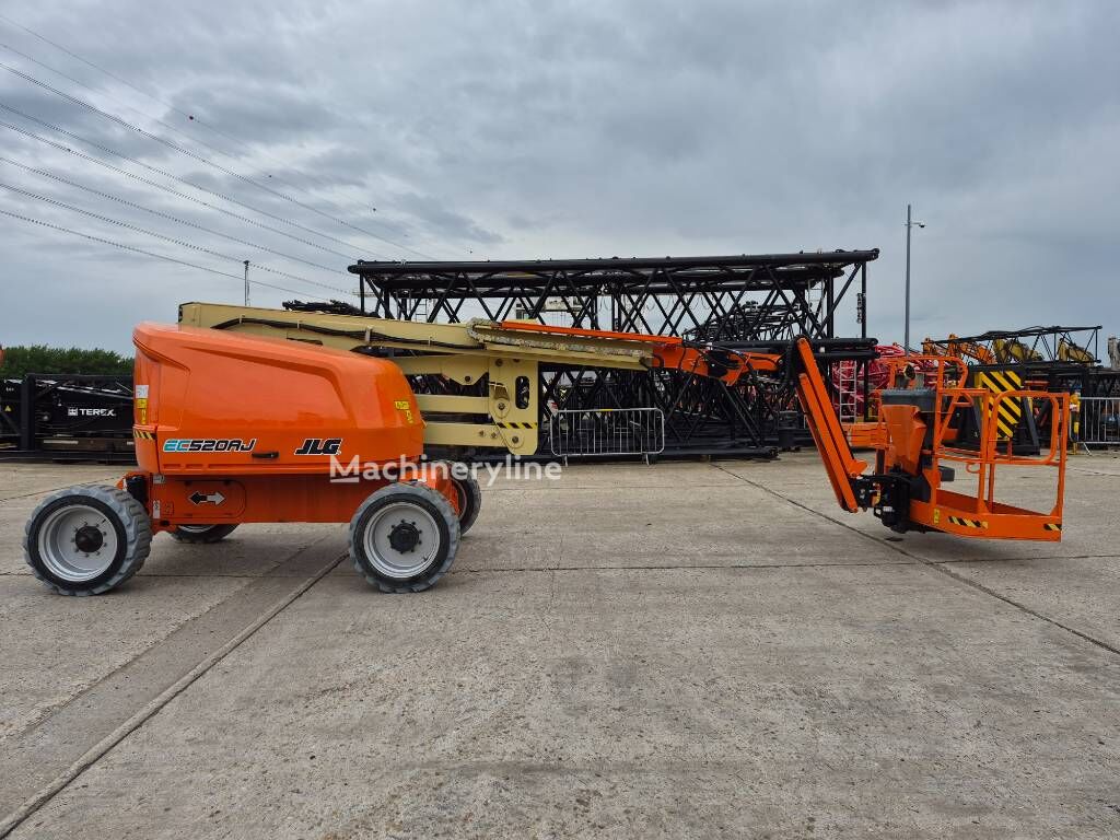 JLG 520AJ (2 units available) hidraulična zglobna platforma