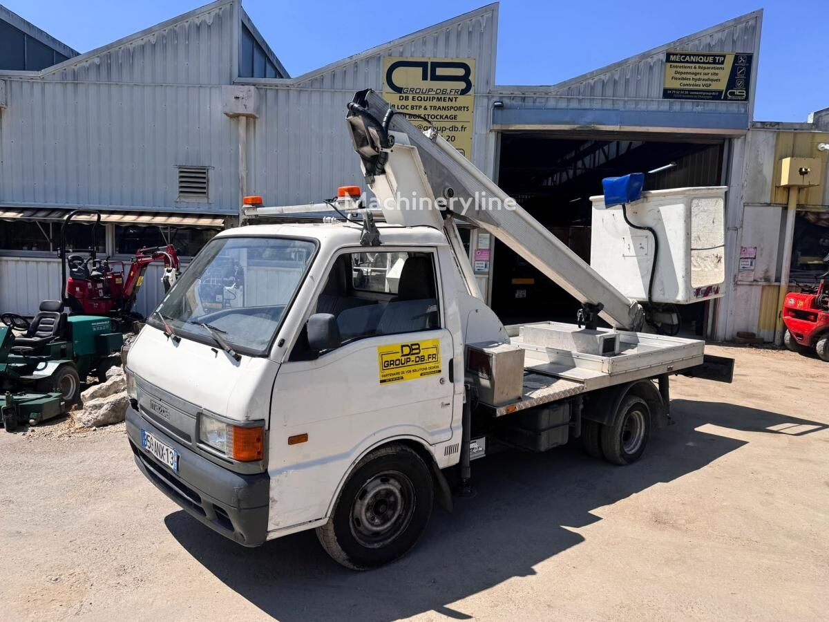 Mazda Bongo Camion nacelle 14m auto dizalica s korpom