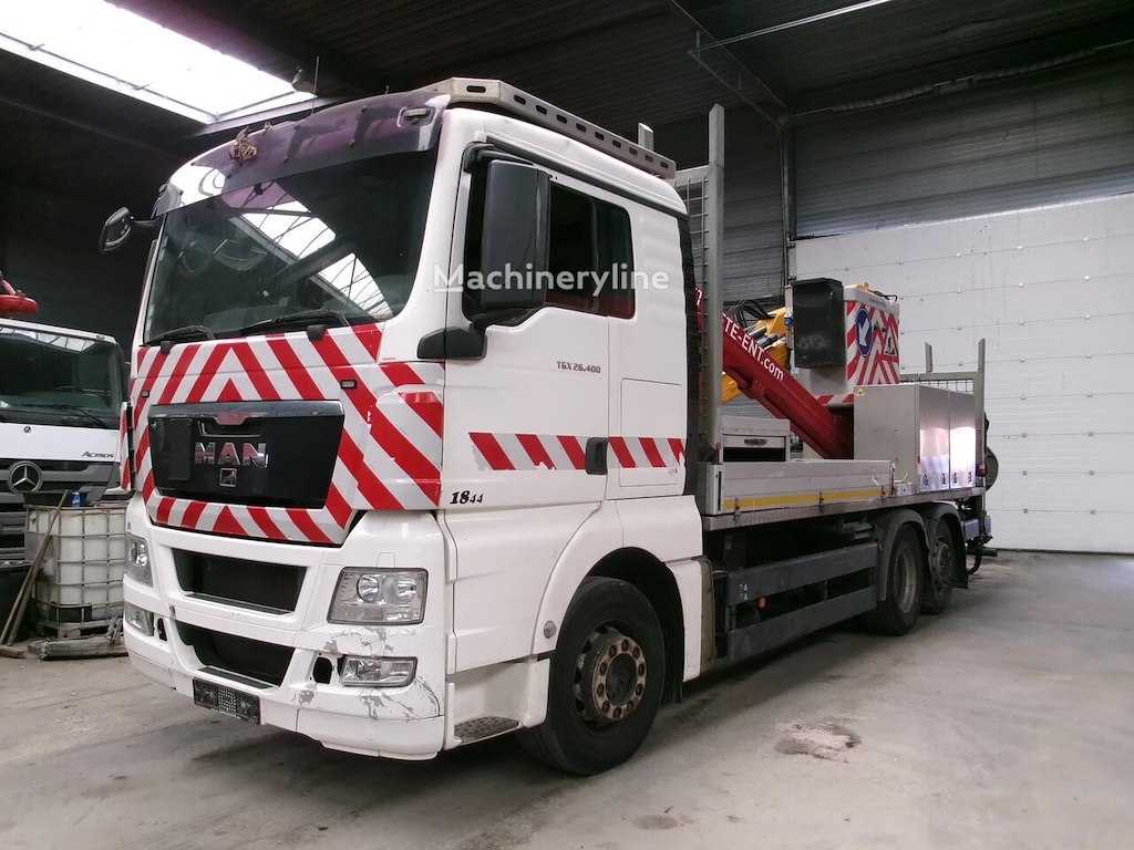 MAN TGX 26.400 6X2 + CRANE + LIFT ENGINE BROKE auto dizalica s korpom
