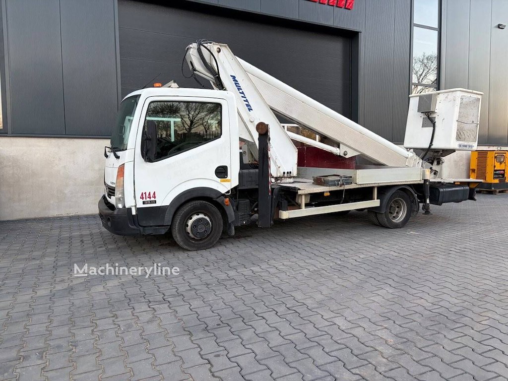 Prodaje se Nissan Cabstar 35.11 auto dizalicu s korpom na aukciji
