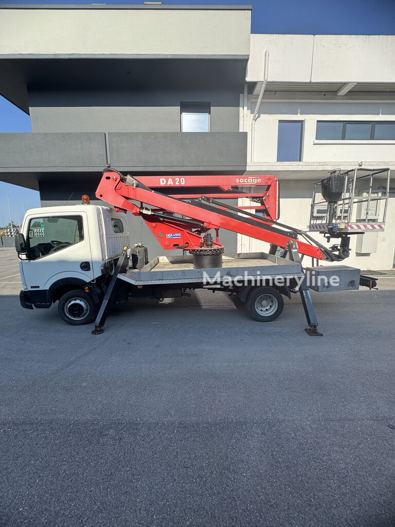 Nissan auto dizalica s korpom