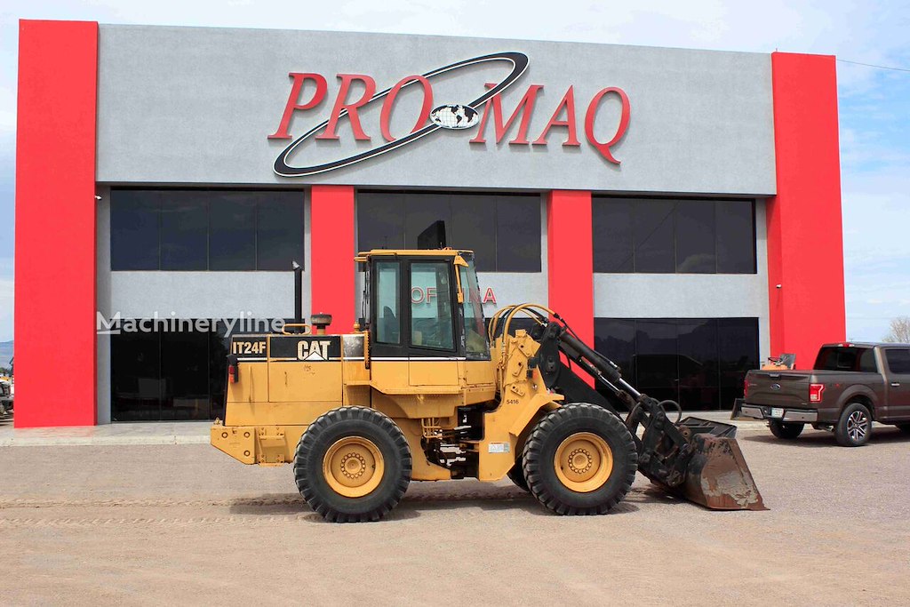 Caterpillar IT24F prednji utovarivač