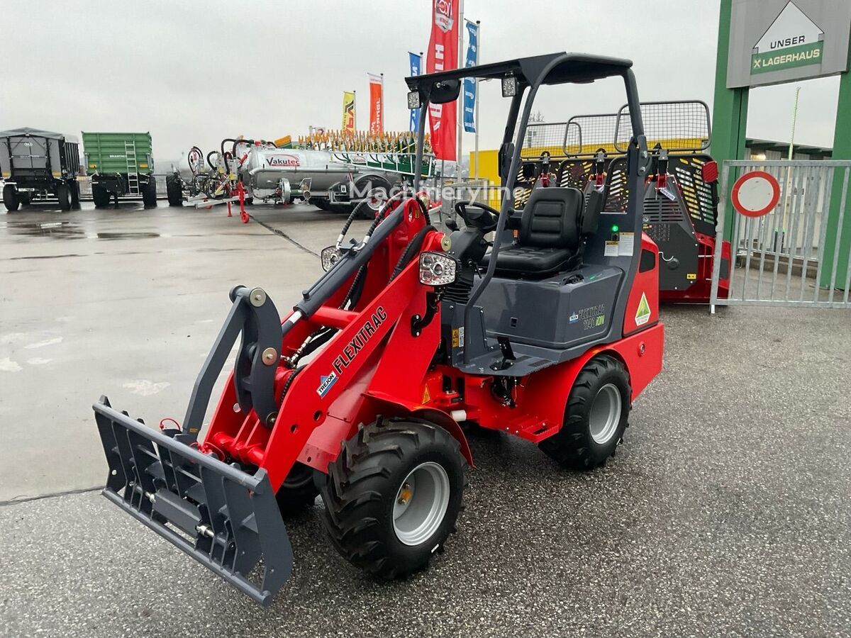 Novi Trejon Flexitrac 1140 ION multifunkcionalni utovarivač