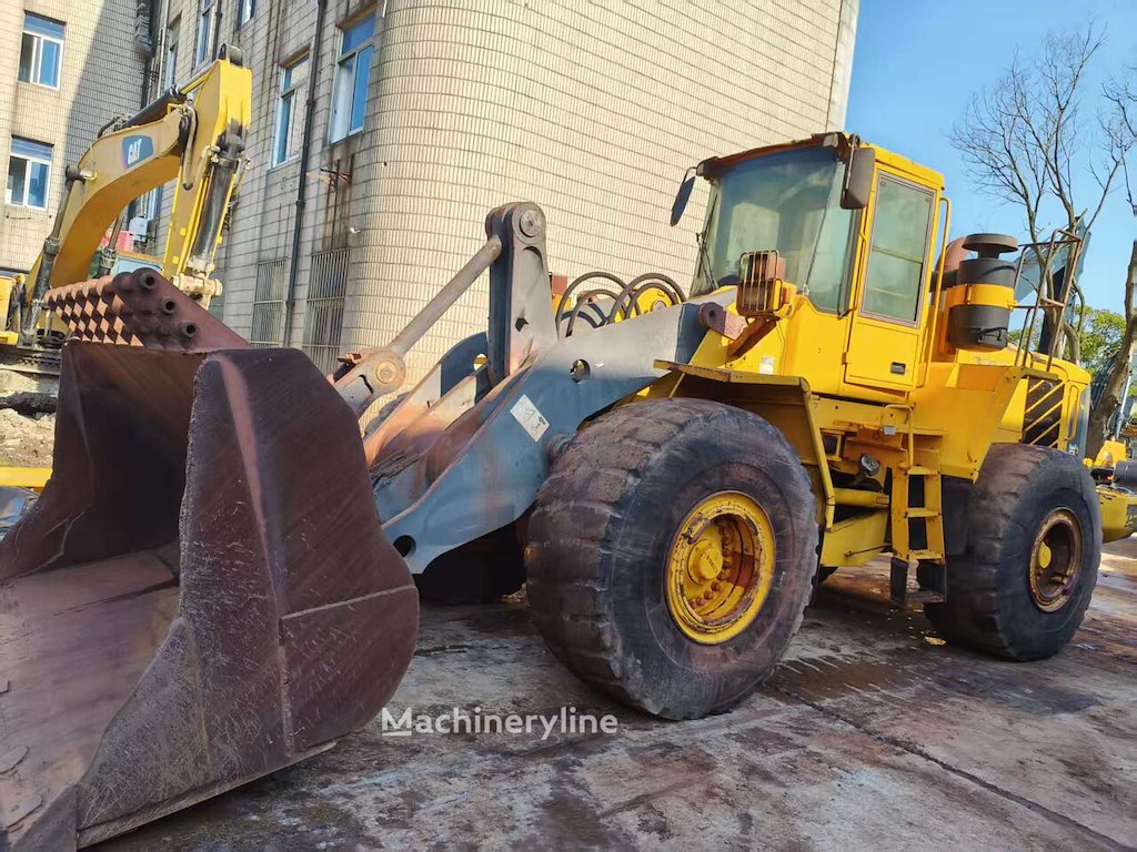 Volvo L180E prednji utovarivač