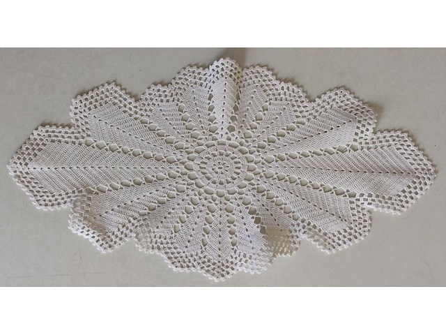 Ručno heklana miljea (Set od 2 kom, 57x30 cm)