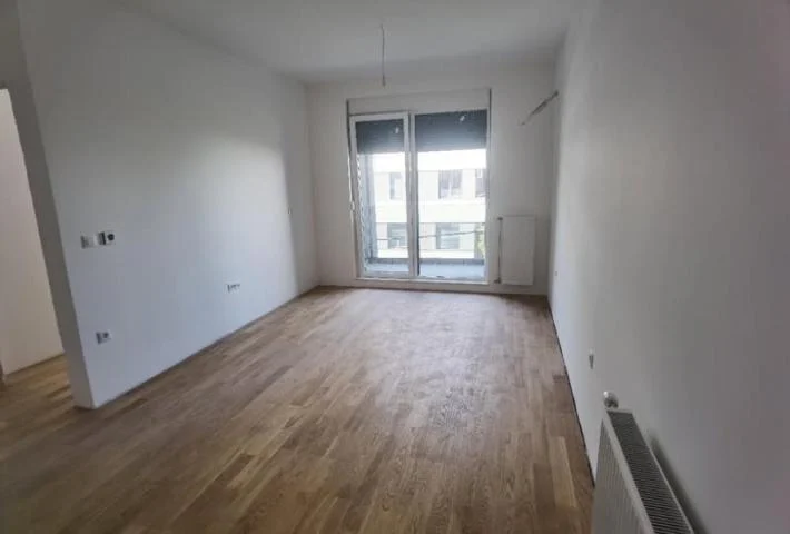 Uskoro useljiv fantastican trosoban, povrat PDV-a!