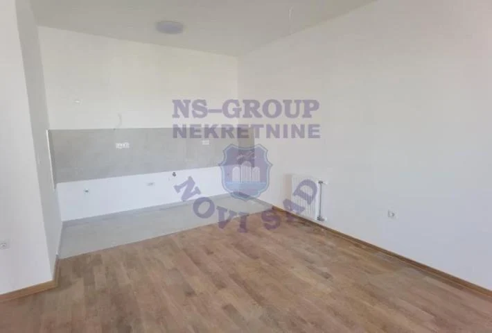 Trosoban stan na Telepu 66m2