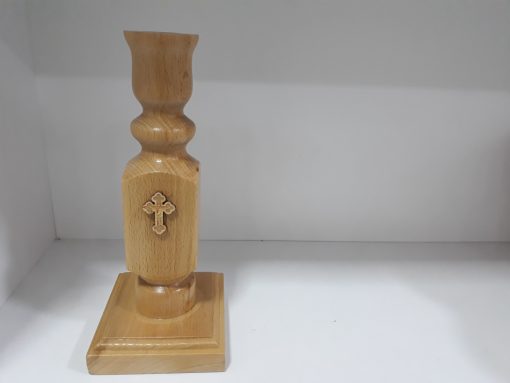 SVECNJAK CETVRTASTI SA KRSTICEM VECI